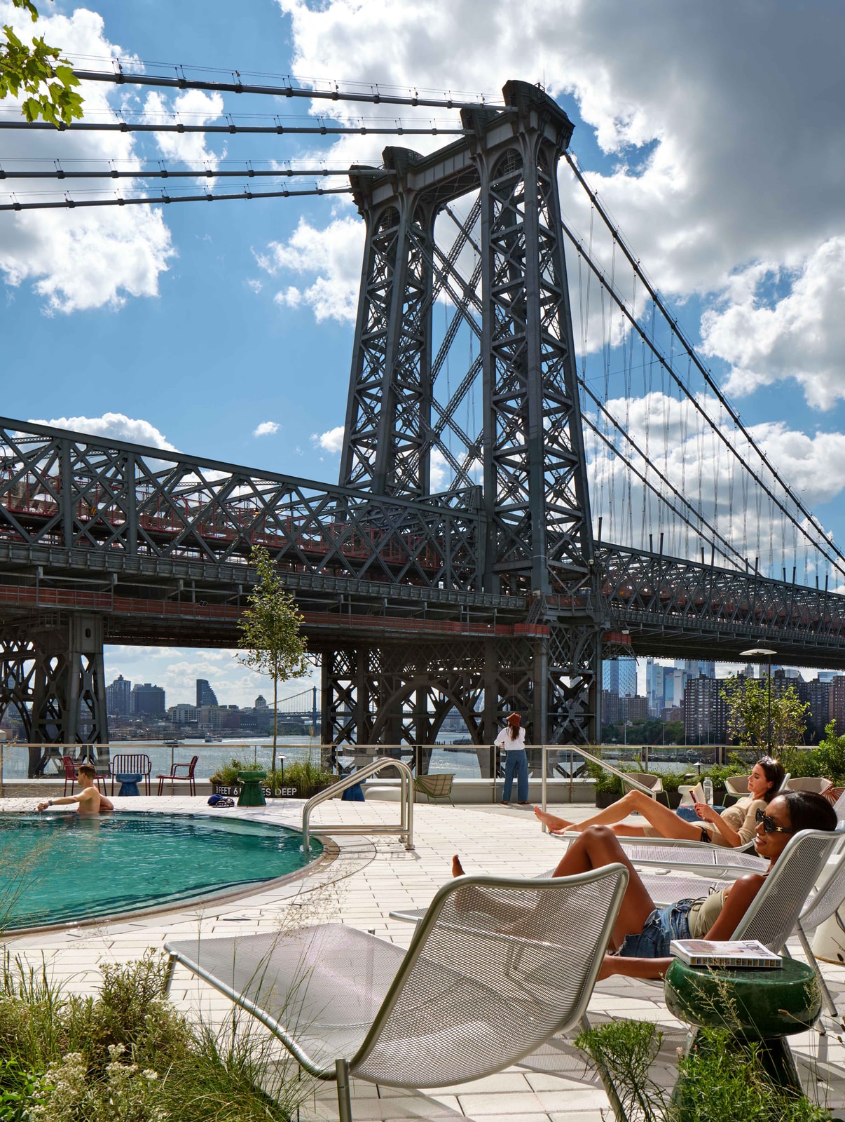 Williamsburg Condos & Rentals w/ Luxury Amenities | 1DSQ